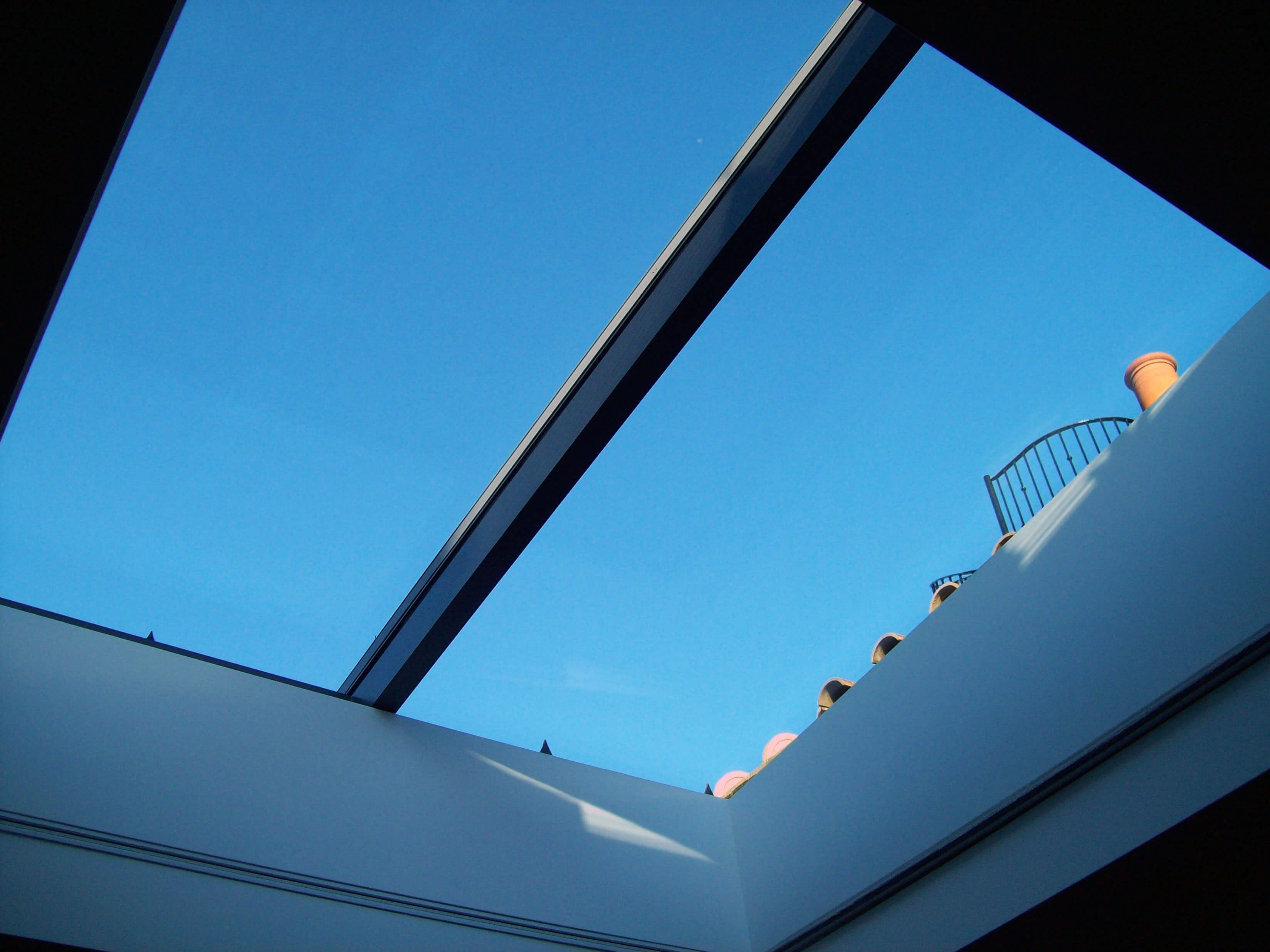Roof terrace access - Sliding over Fixed - Glazing Vision Europe